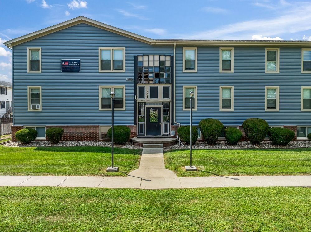 801 S. University, Normal, IL | 2 Bedroom